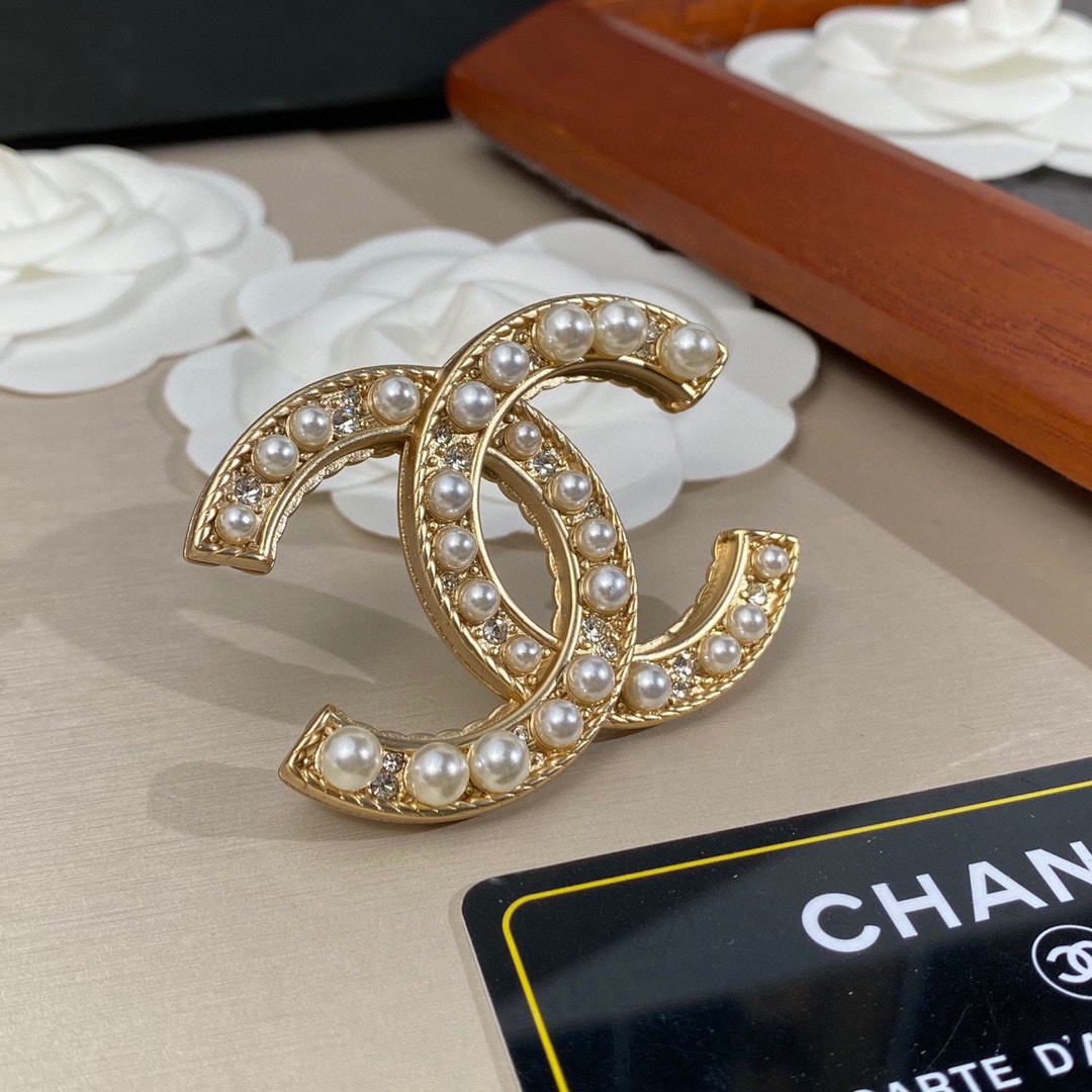 Chanel Brooch - Vipfasbags